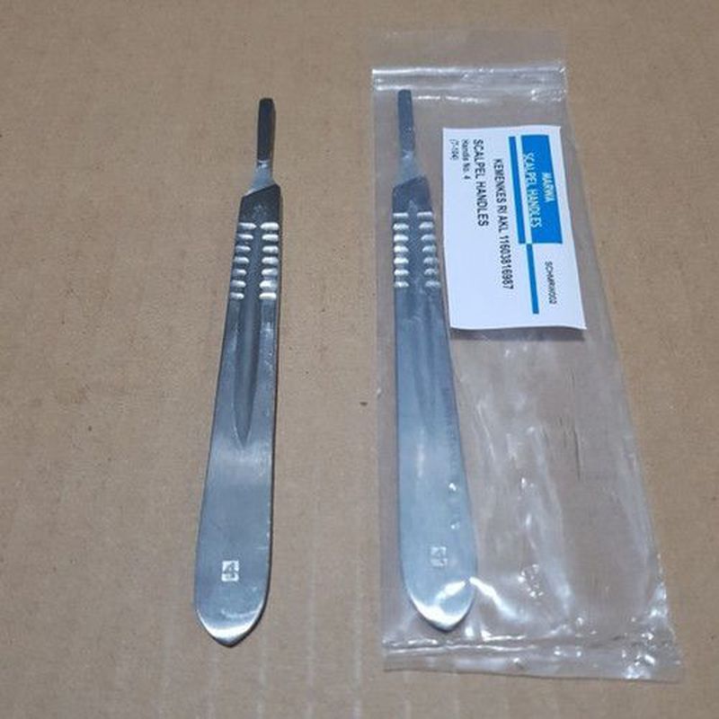 Pisau Bedah scalpel