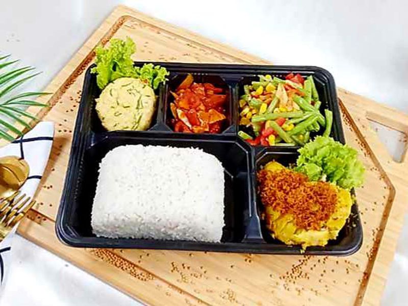 NASI KOTAK ALA BENTO (AYAM KATSU)