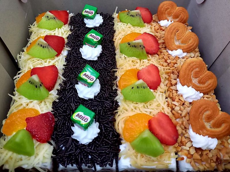 CAKE POTONG HIAS - Vanila - By Request