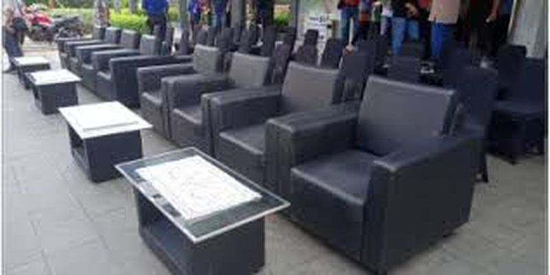 PERSEWAAN SOFA SET MEJA