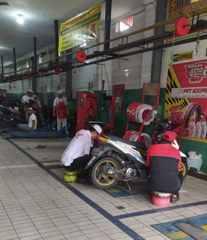 Reparasi Sepeda Motor