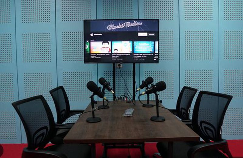 Paket Podcast Standar