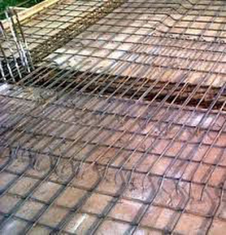 Pemasangan Bekisting Balok