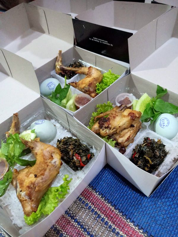 Nasi Box 33k