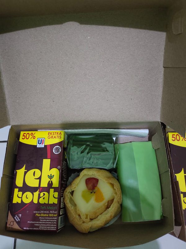 Kue Kotak / Snack Box