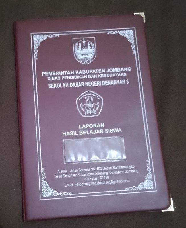 Map raport embos sablon isi 20 kantong dan 26 kantong - Isi 20 Kantong