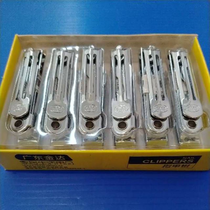 Gunting kuku rimei 666