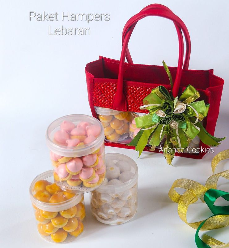 Paket Hampers Lebaran 3 Kue