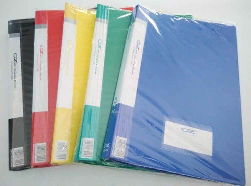 Document keeper : Map berisi plastik bening Sheet Protecor isi : 40 sheet
