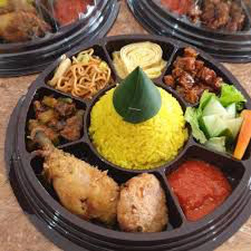 Tumpeng mini