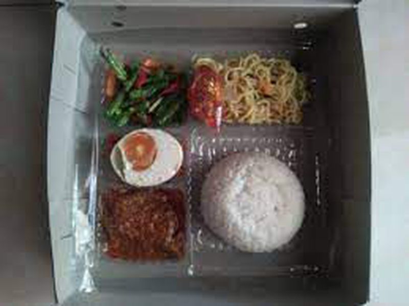 Nasi Daging Telur