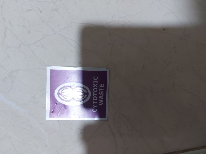 Stiker Sanitasi - Cytotoxic (Waste) (Lembar)