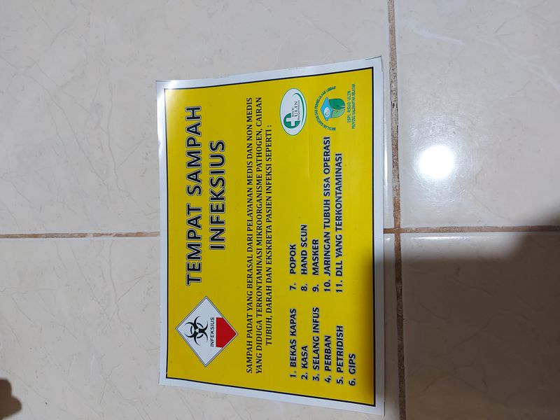 Stiker Sanitasi - Tempat Sampah Infeksius ( Lembar)
