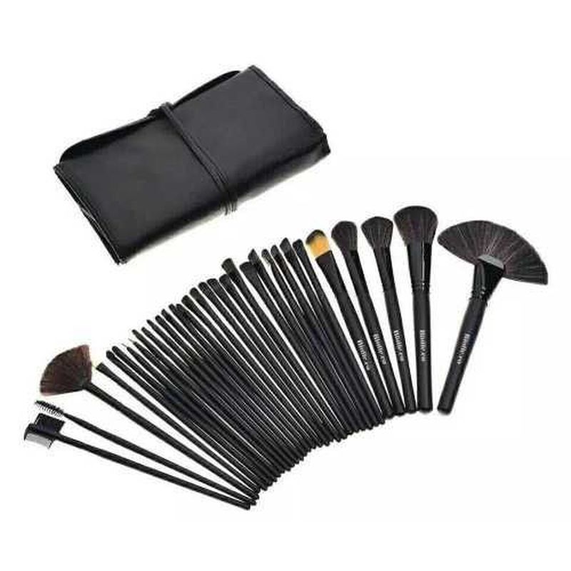 Set Kuas Make Up isi 24