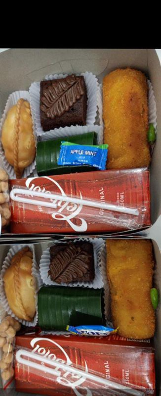 Snack / Kue Kotak