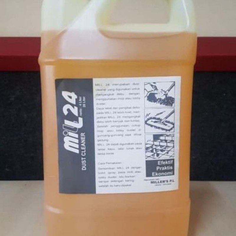 Dry Dust Cleaner (Semir Lantai Kering)