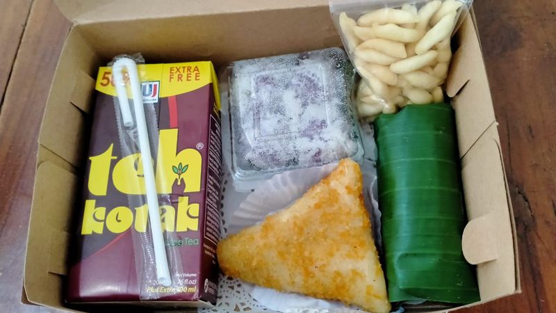 Kue Kotak Paket K35