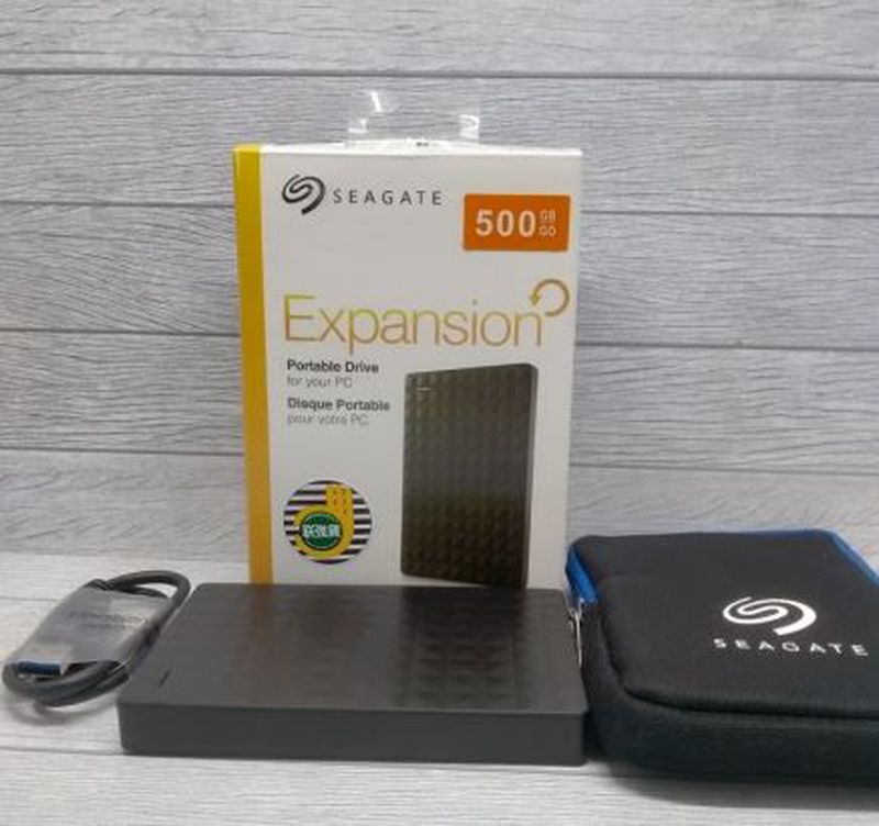 Hardisk Eksternal 500Gb SEAGATE Expansion Hardisk Eksternal 500Gb SEAGATE Expansion