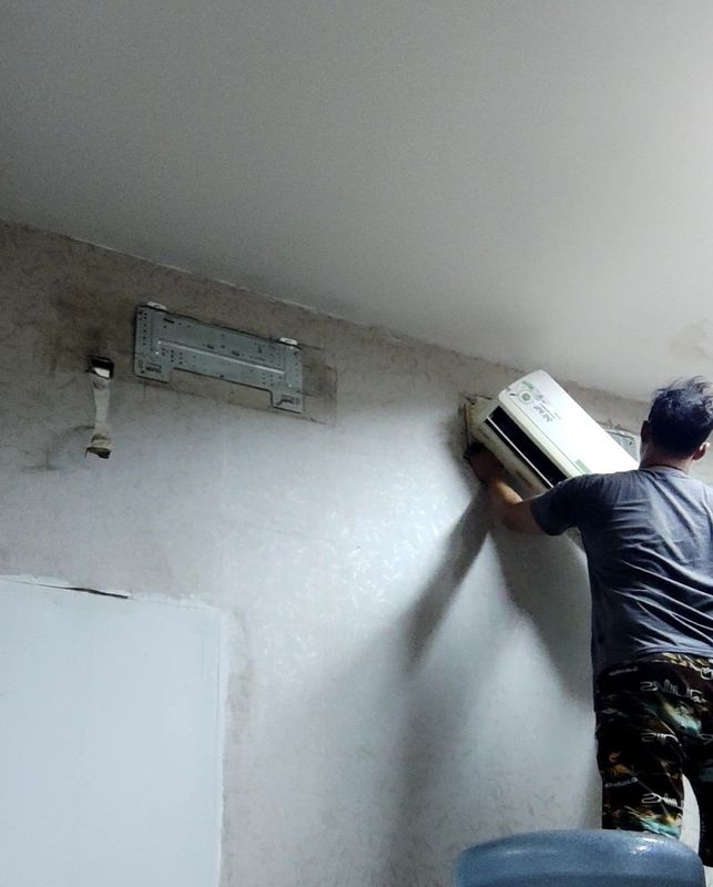 Jasa Bongkar Pasang AC Split 1/2 PK s/d 1 PK