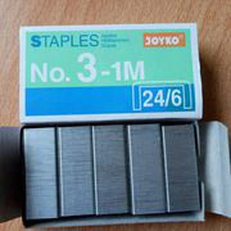 ISI STAPLES- besar