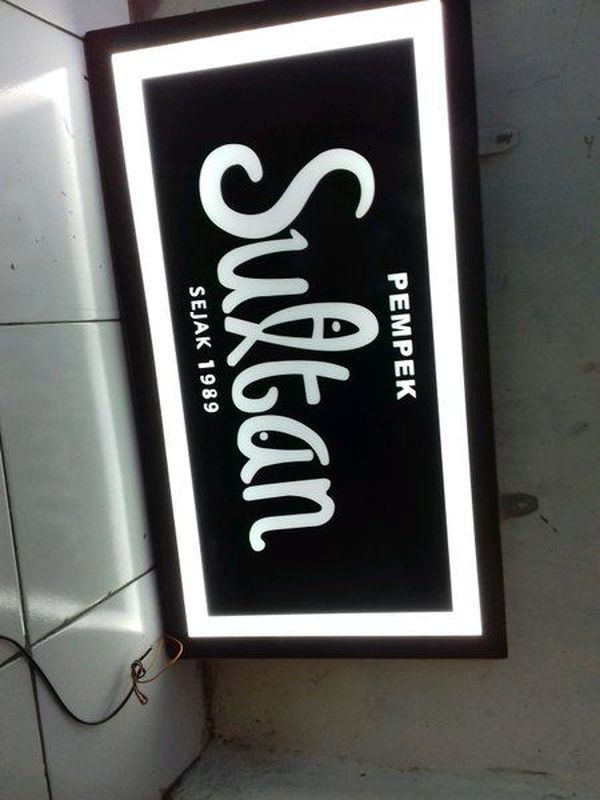 Neon Box Slim Light Box Rp.4 500.000