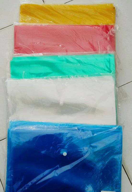 MAP PLASTIK KANCING 1