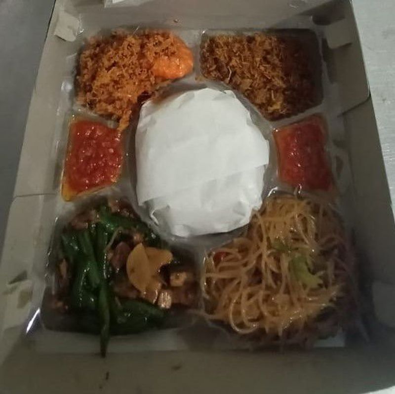 NASI KOTAK 15.000