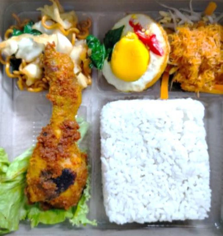 NASI KOTAK AYAM PAKET I