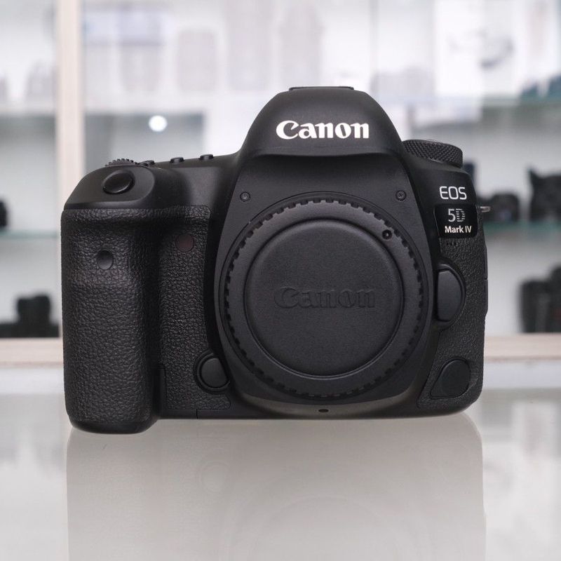 Canon EOS 5D Mark IV
