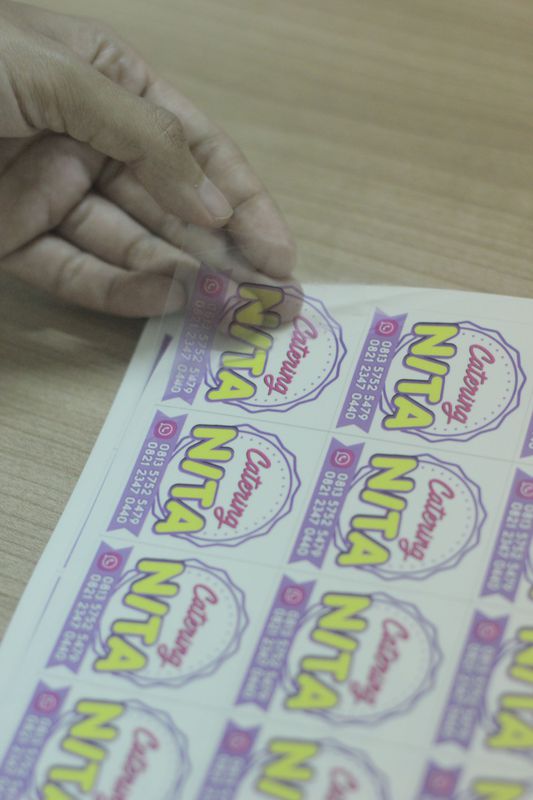 Cetak Stiker A3+ (31X47cm) Stiker Vinyl Transparan