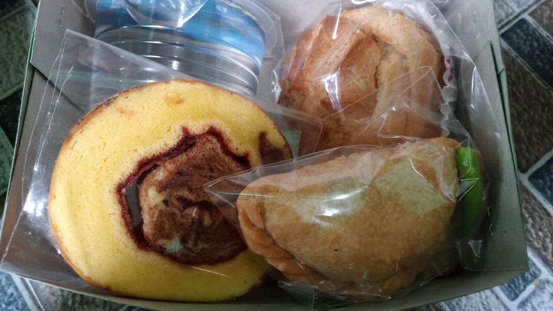 paket snack box lengkap