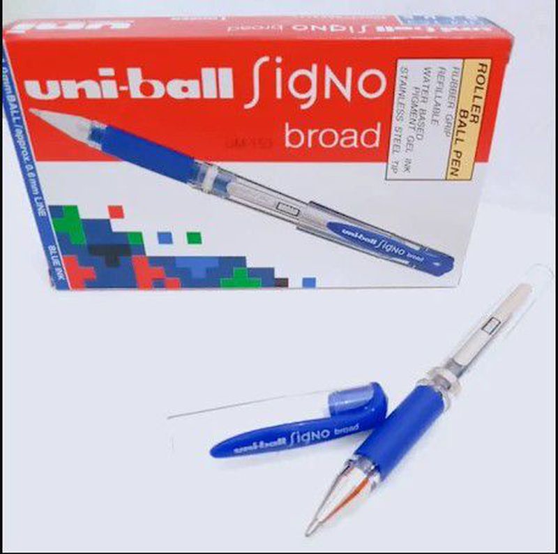 Uniball Signo (Gel Pen) - Hitam