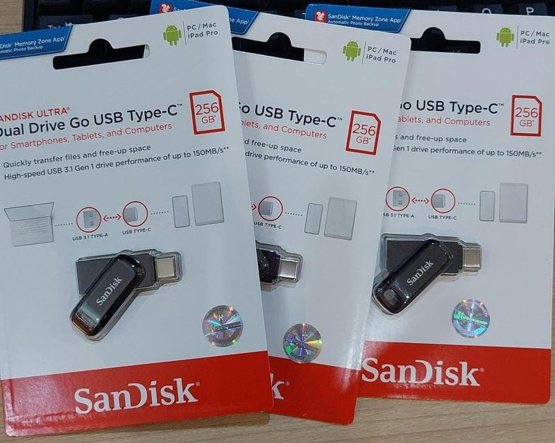 Flashdisk 32 GB Type C Sandiks