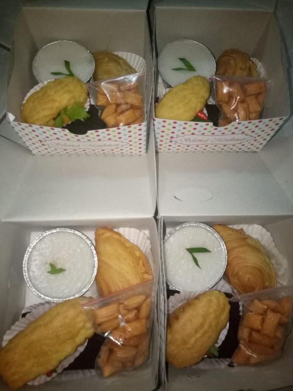 Paket Makanan Ringan