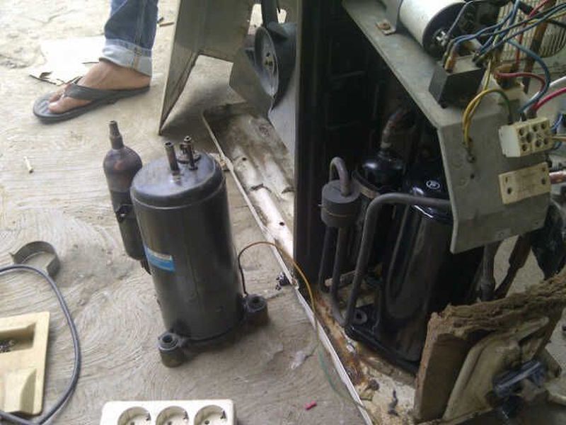 Ganti Kompresor AC Split 1,5pk
