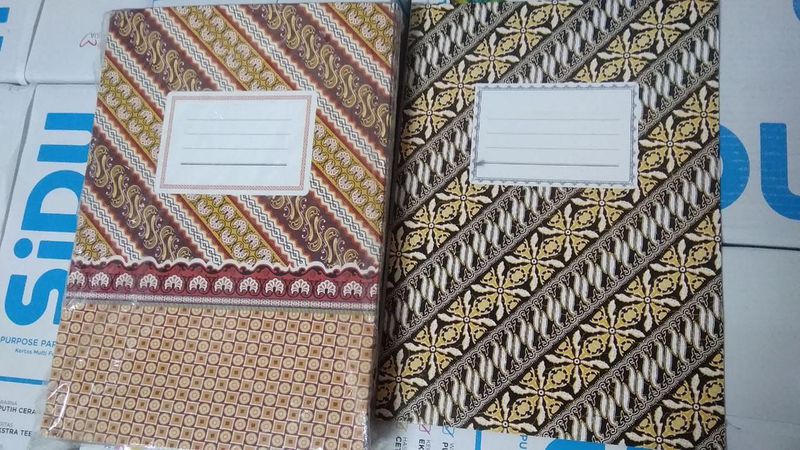Map Batik Kertas Ukuran Folio