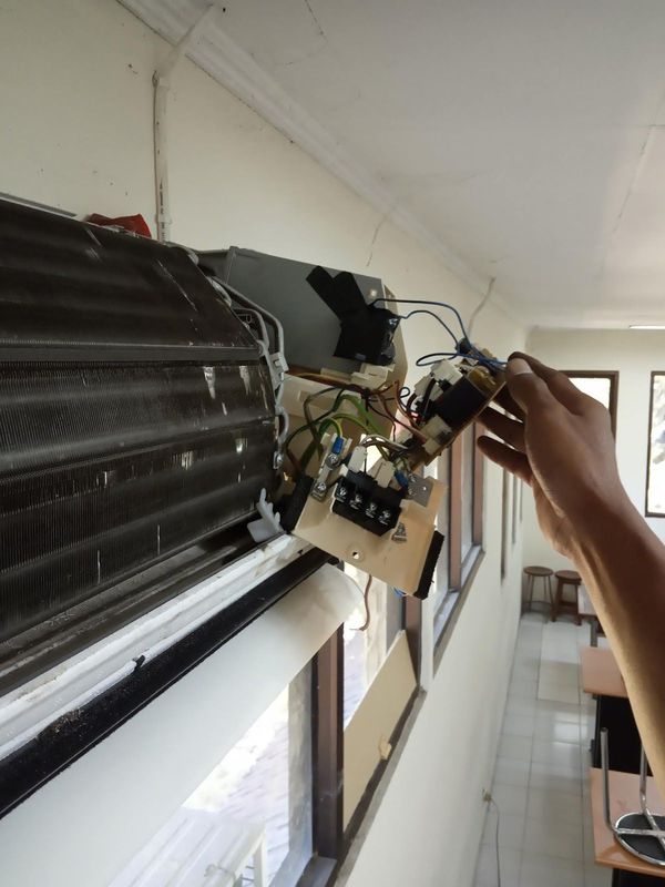 Ganti Sensor Indoor AC Split 1pk - 2pk