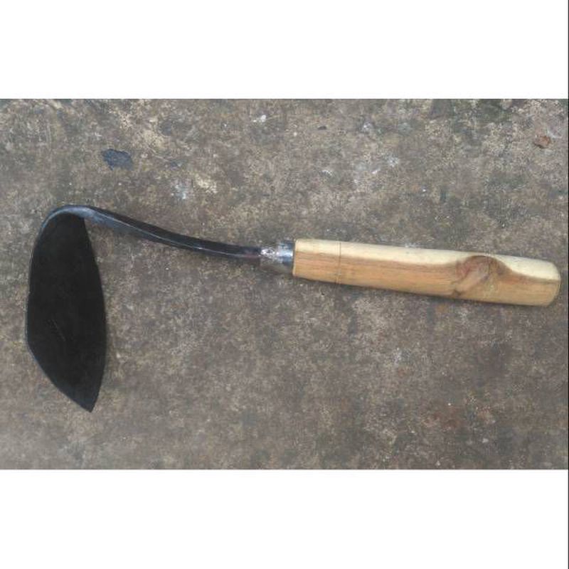 KORED ALAT PEMBERSIH RUMPUT