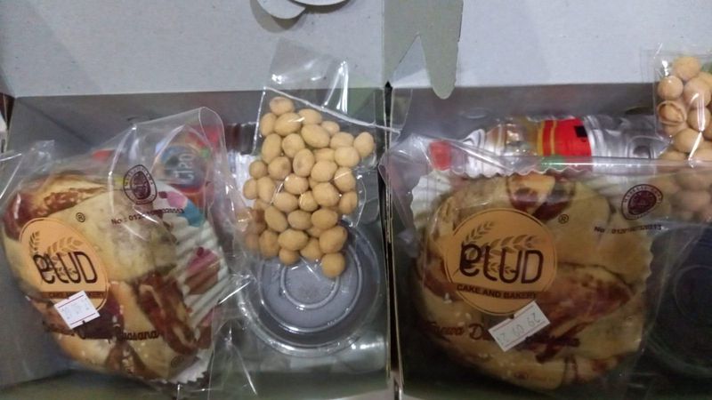 Snack Roti dan Puding