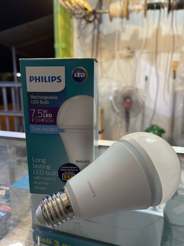 Lampu Rechargeable LED Emergency Philips 7,5 watt