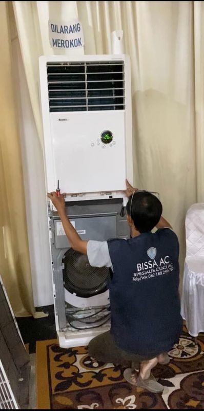 Pemasangan Ac Standing Floor