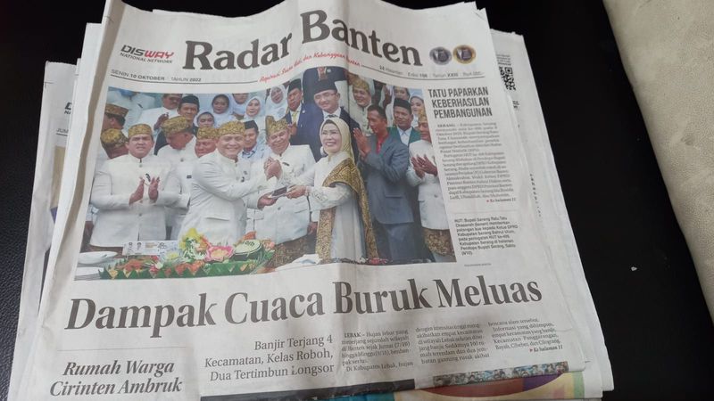 Surat Kabar Lokal/Daerah