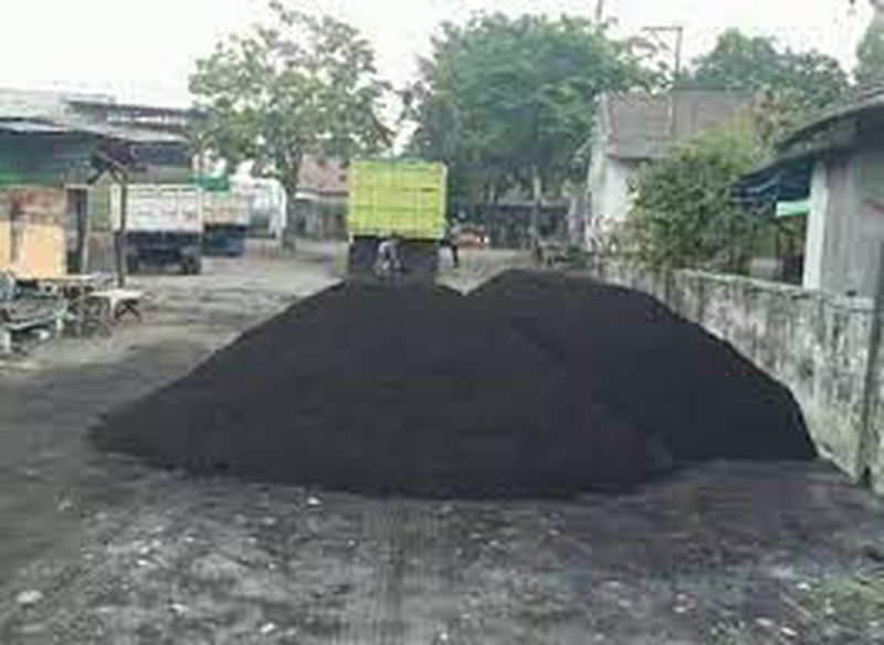 pasir hitam lumajang - Cor