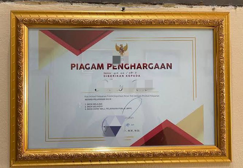 Cetak Piagam + Bingkai Kaca