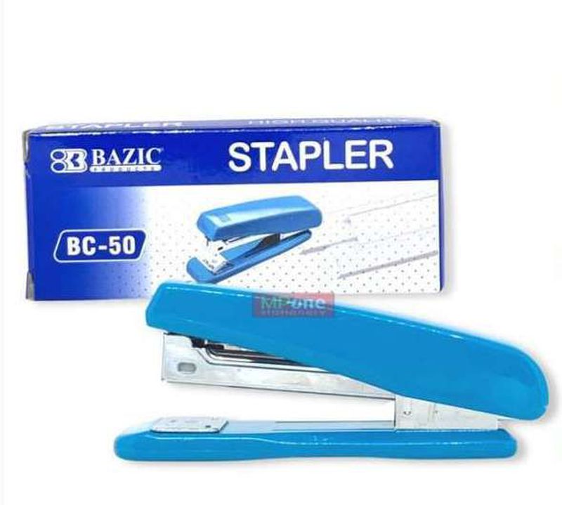 Staples/Stapler Besar Bazic