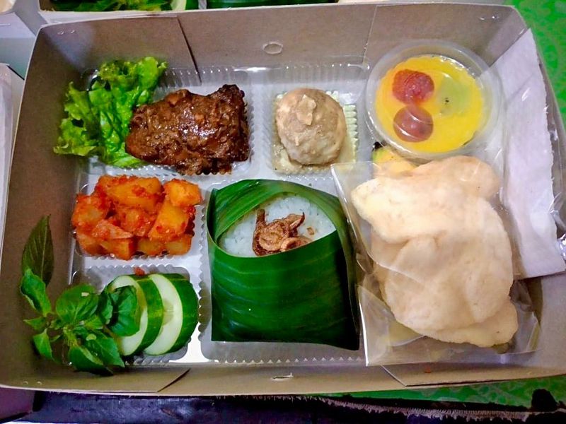 Paket Nasi Box 8