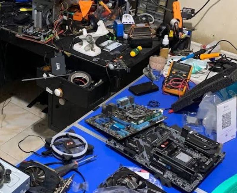 servis laptop ringan