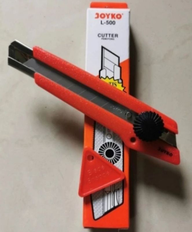 Pisau Cutter Joyko L 500