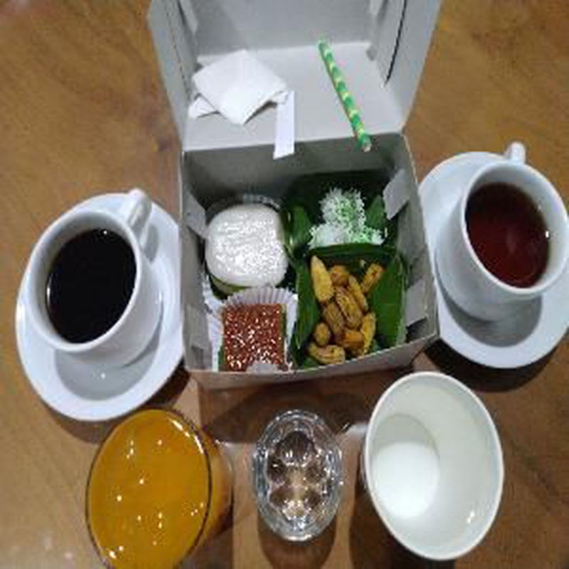 Snack Kotak + Teh + Kopi