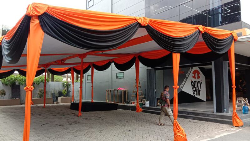 TENDA KONVENSIONAL SEMI HIAS - Merah